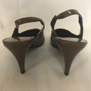 Moda Spana | Shoes | Moda Spana Gold Slingback 8m Career Evening | Poshmark